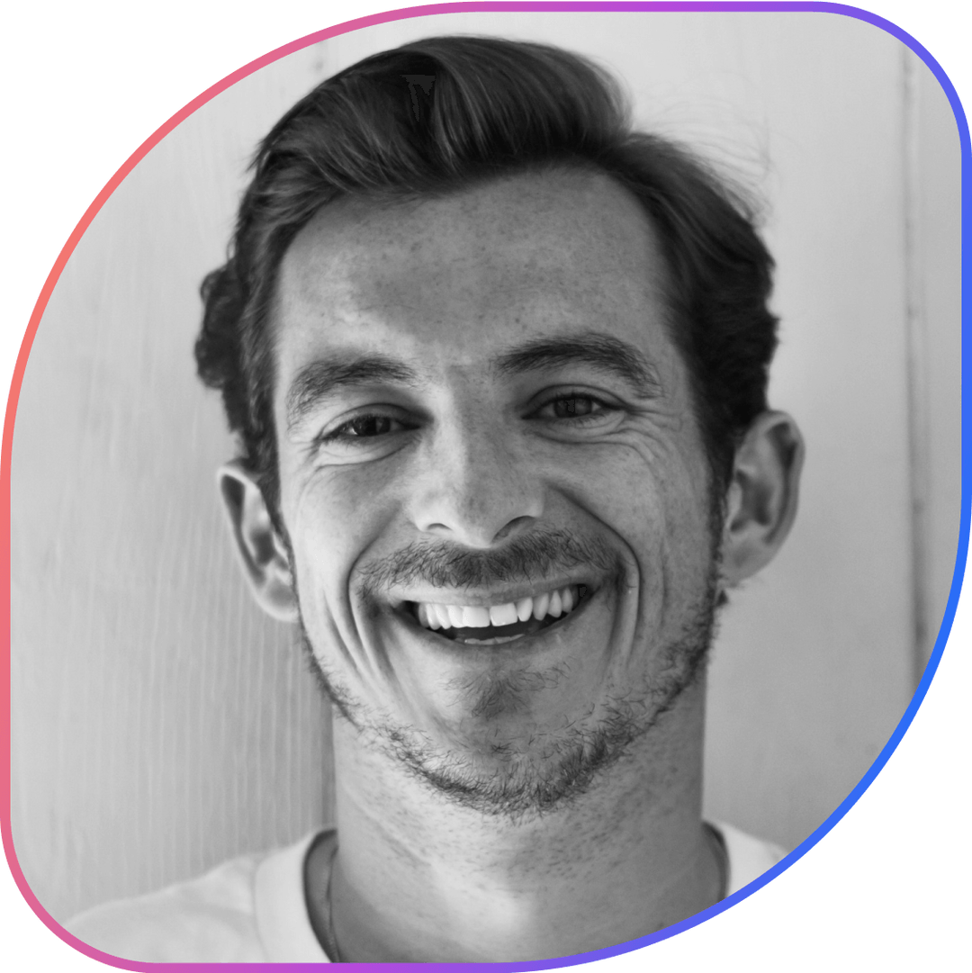 TextCortex - Fully Customizable AI Assistant