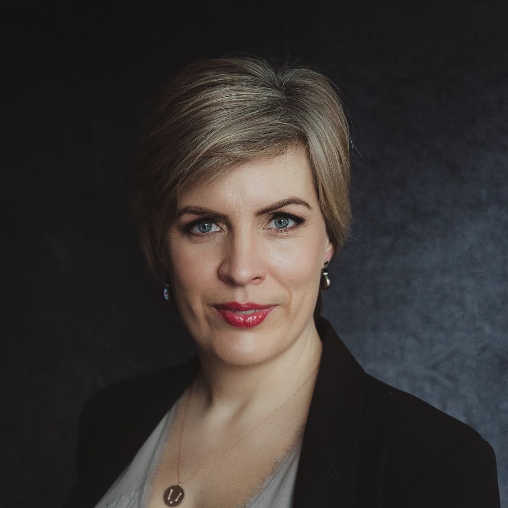 Andrea Wood