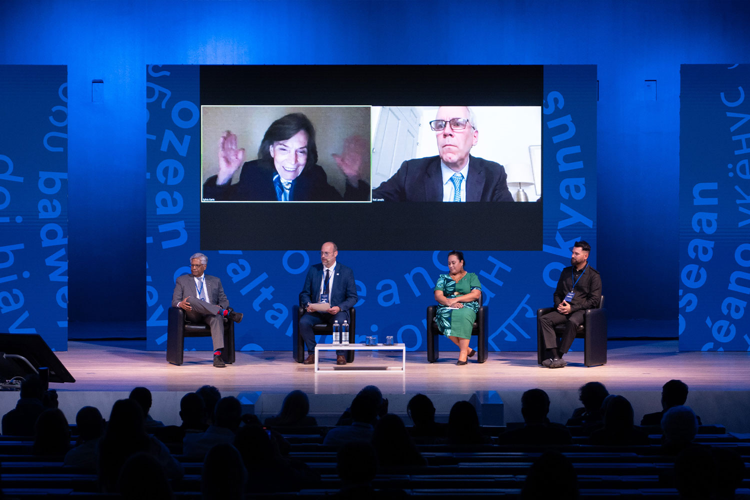 The One Ocean Week ends after coloring the city of Milan in blue | News ...
