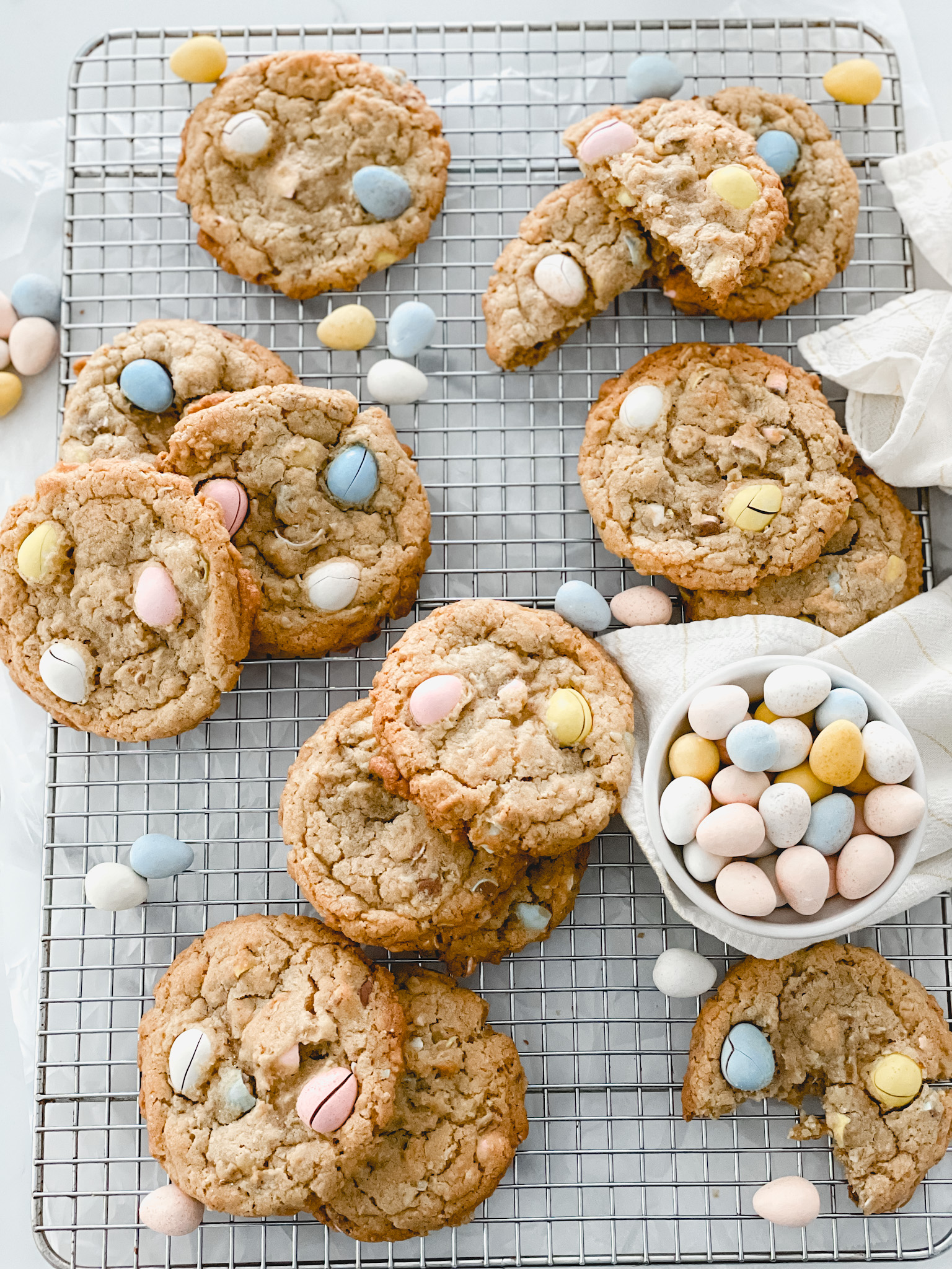 Mini Egg Oat Cookies