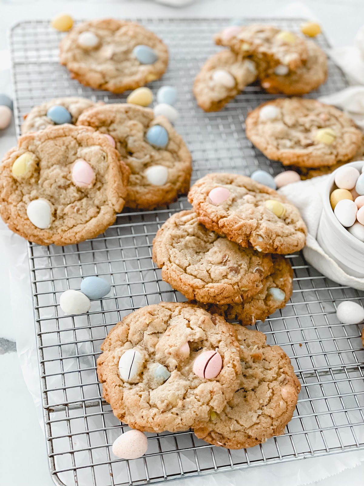 Mini Egg Oat Cookies