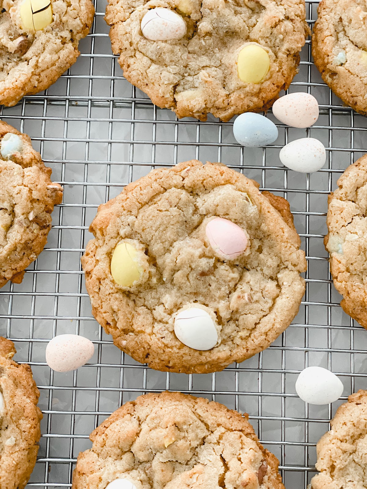Mini Egg Oat Cookies