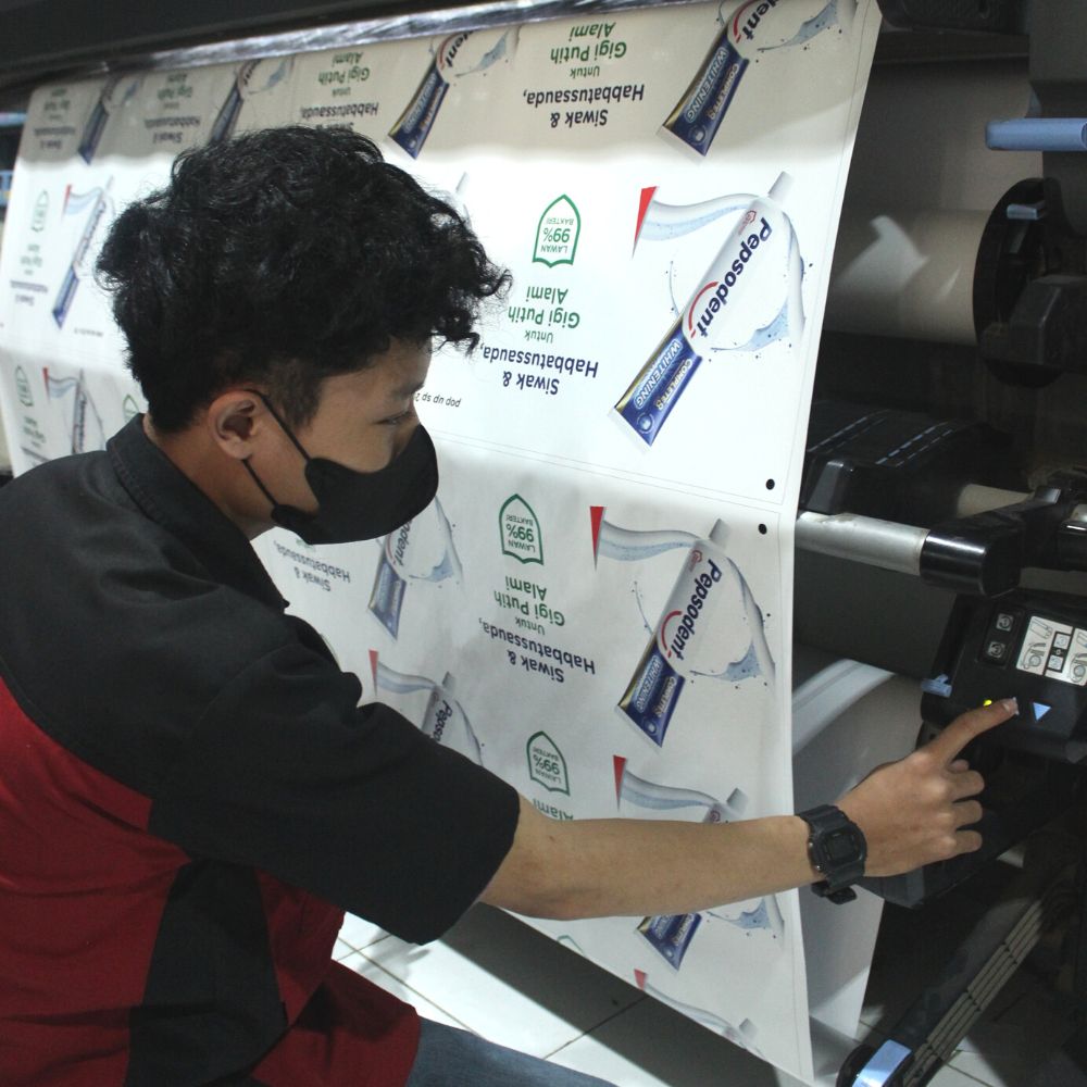 Creative & Production | ShopComm