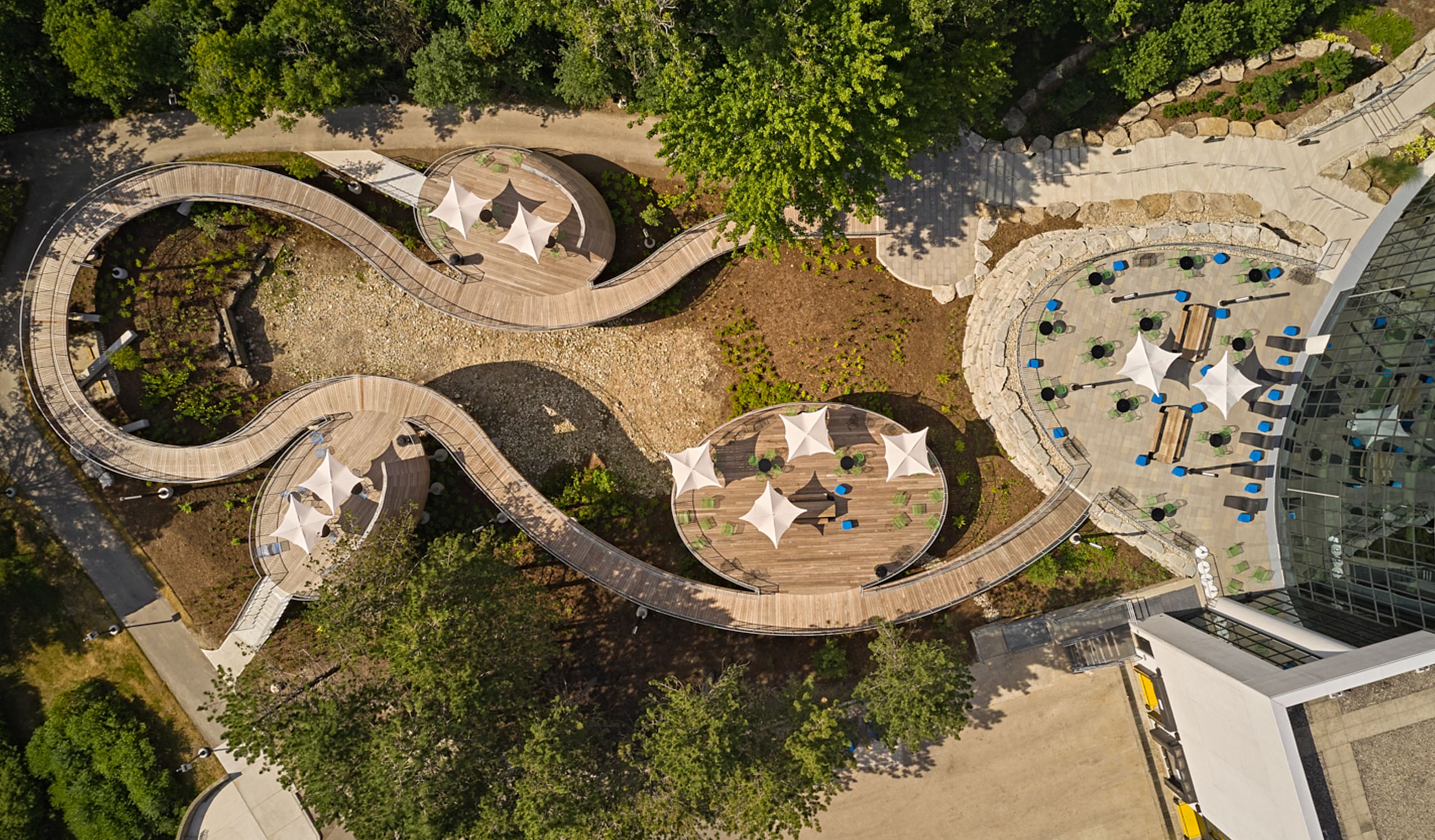 Manulife Head Office Exterior Renovations | Martin Simmons Sweers ...