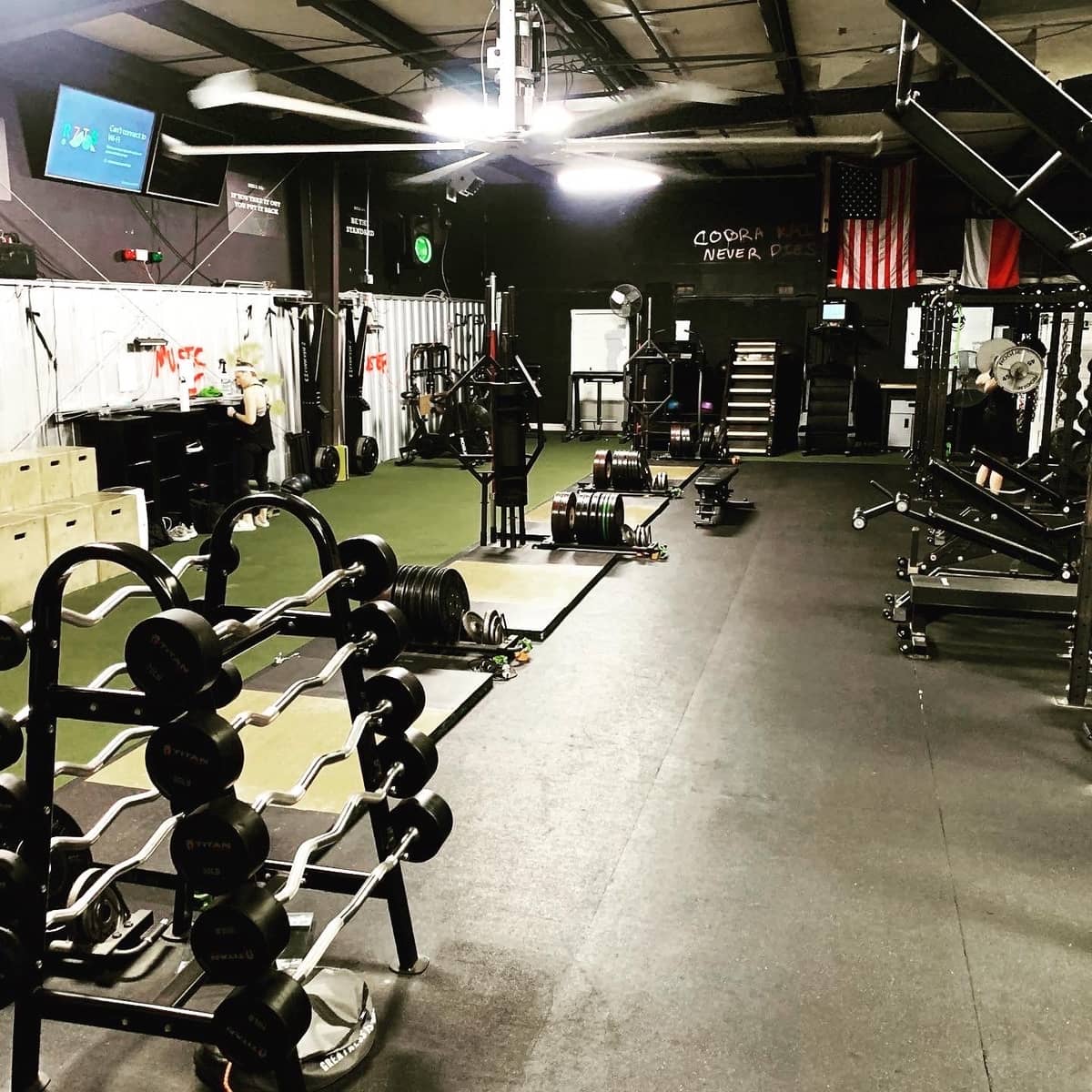 Archetype Strength - 24 Hour Strength Gym - Group Training