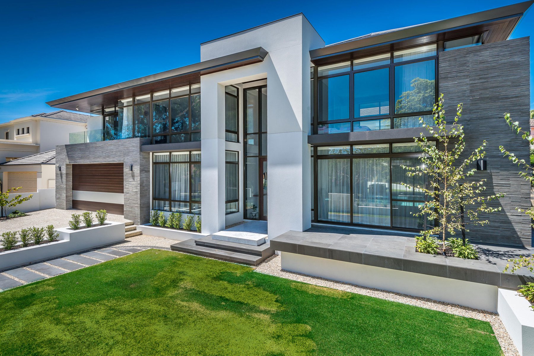 Luxury High End Home Designs | Heaps Good Homes