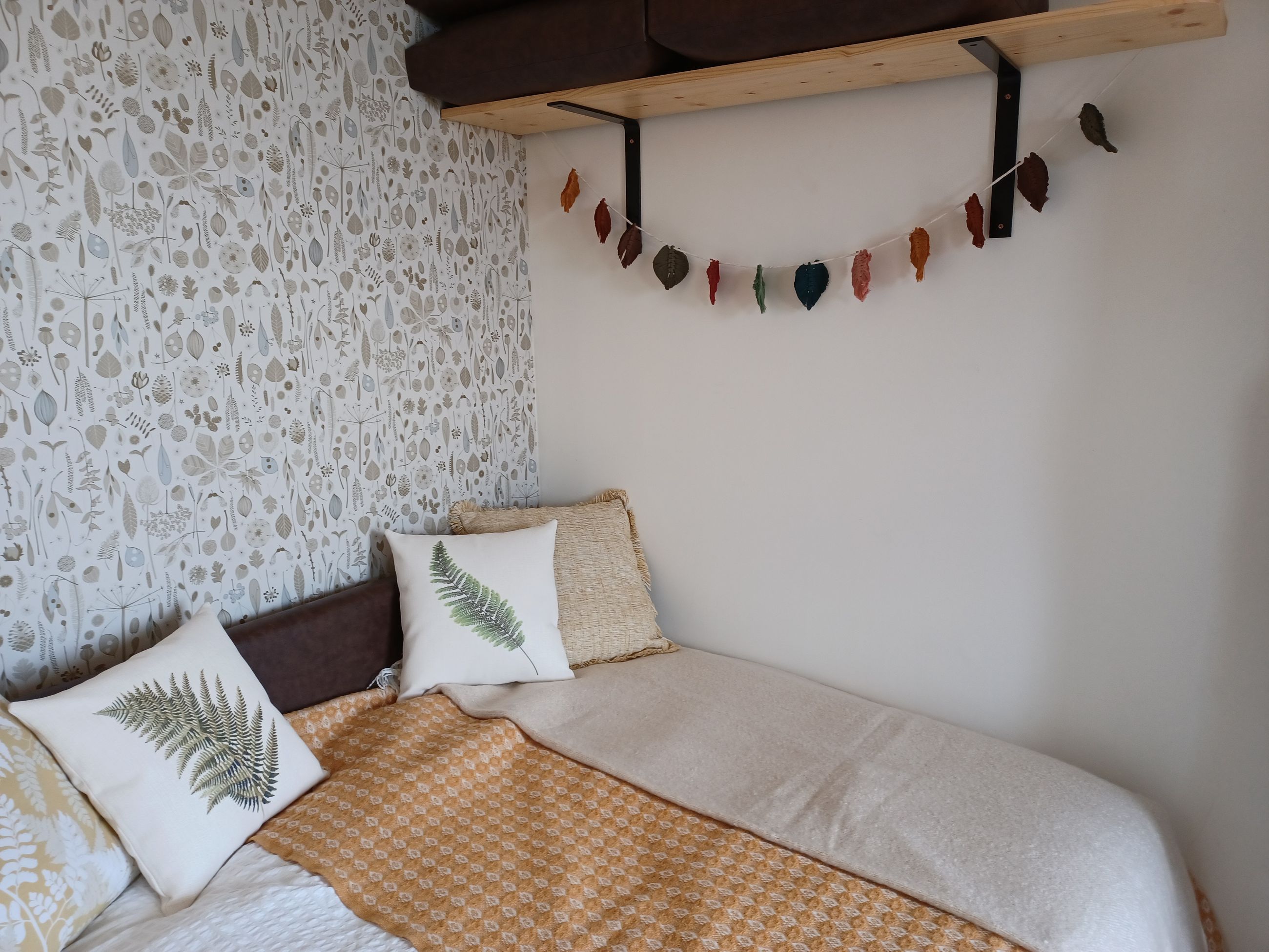 Daisy Bank Camp - Glamping in the Calder Valley