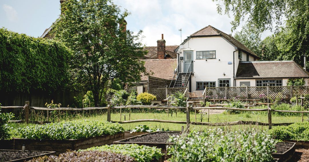 The Small Holding | Restaurant & Farm