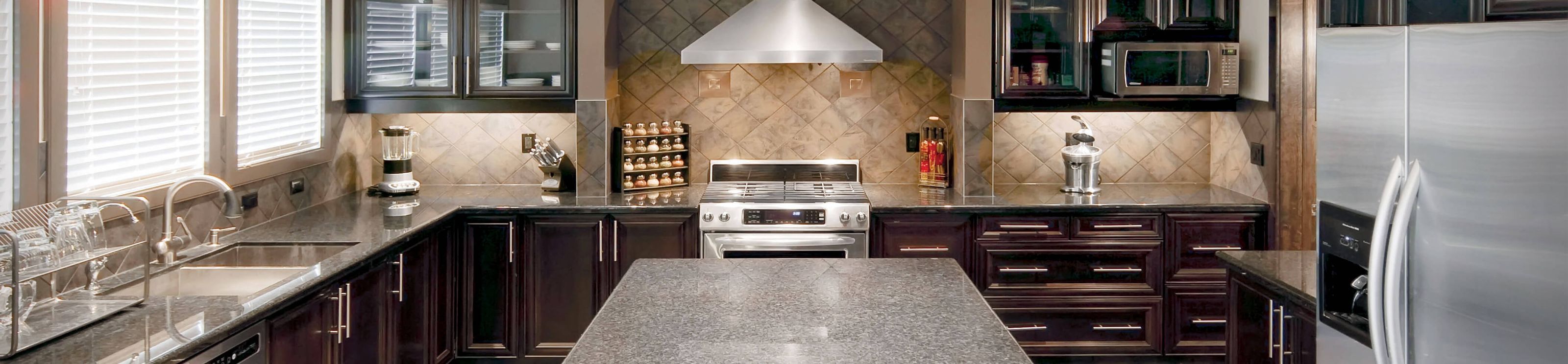 Calgary's Best Traditional Kitchen Cabinets Makers.