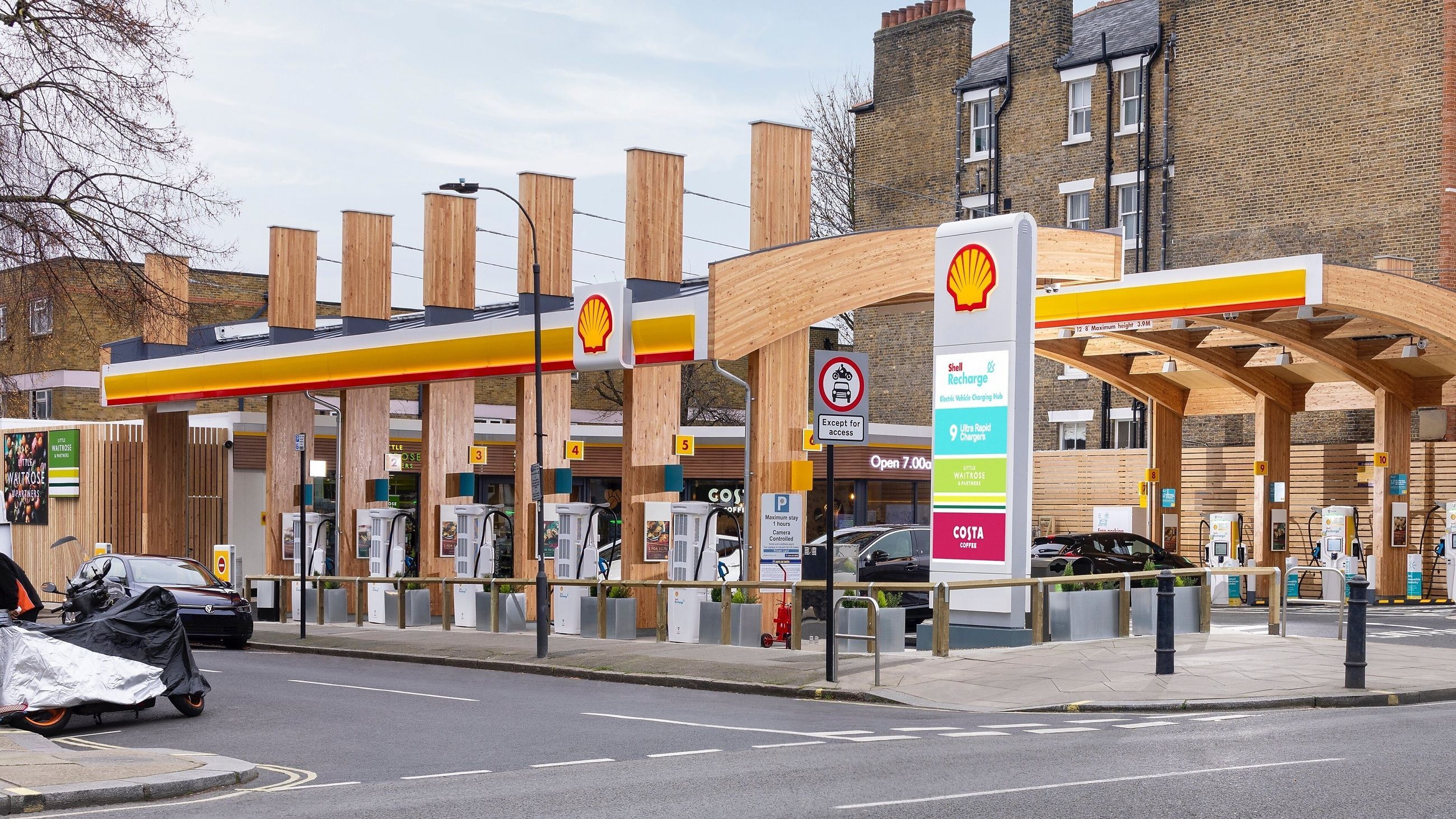 Shell Creates First EV Charging Hub
