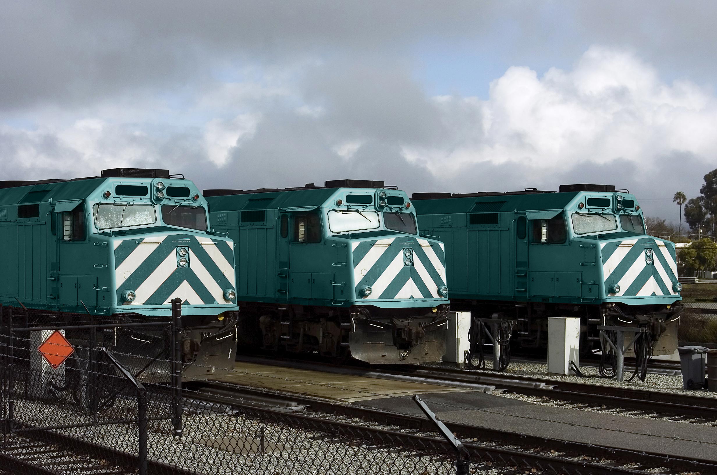 Locomotives | Rolling Stock Solutions | Commuter Rail