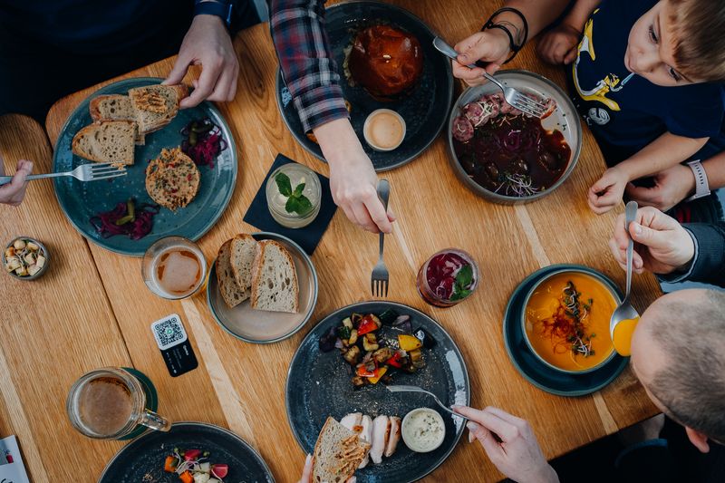 6 mýtů o fungování Qerka v restauraci | Qerko