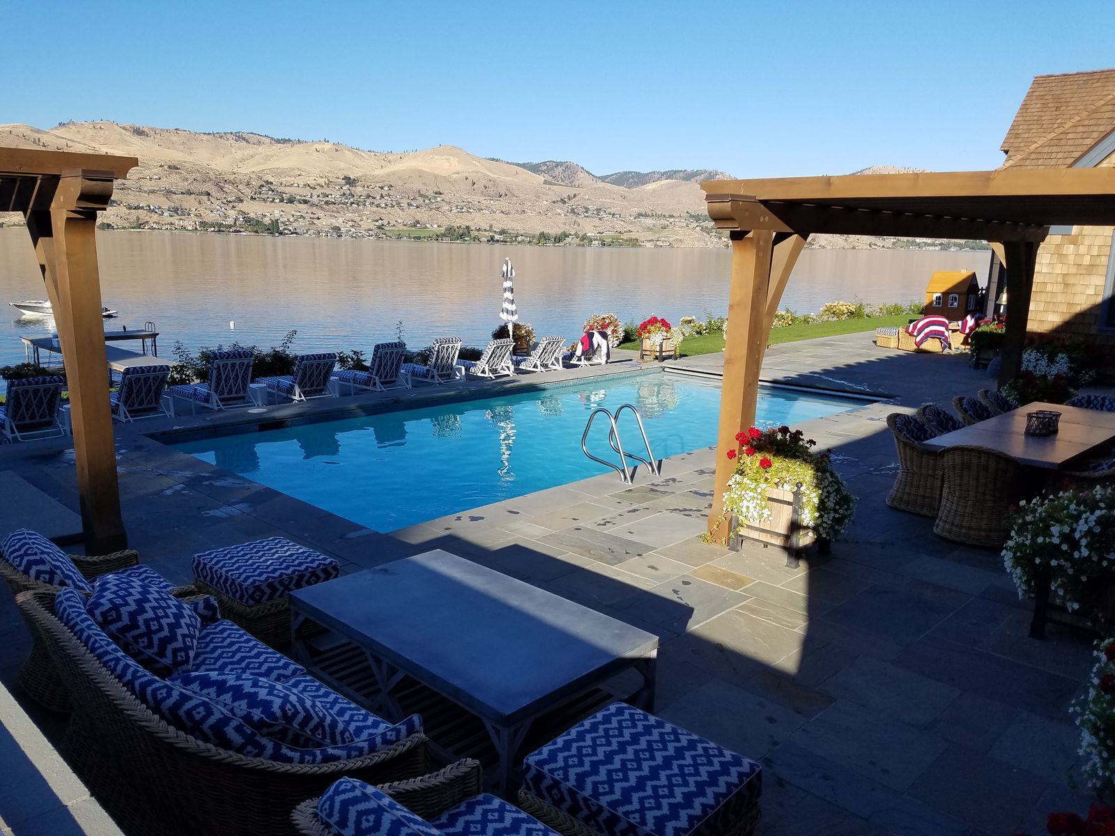 Bullfrog Spas & Custom Pools in Wenatchee | Pool to Spa Services