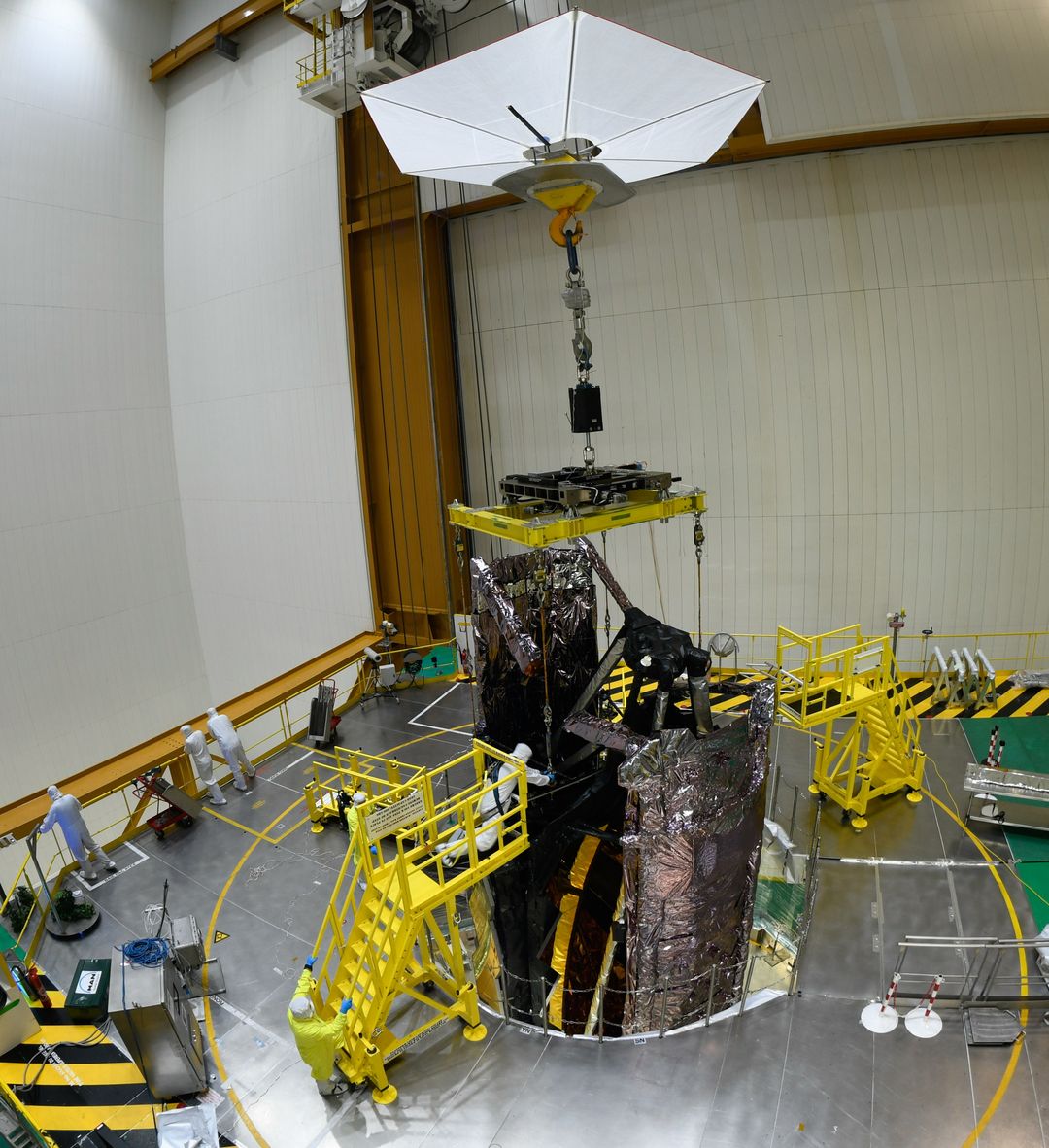 Cleanroom Work Platform for James Webb Telescope