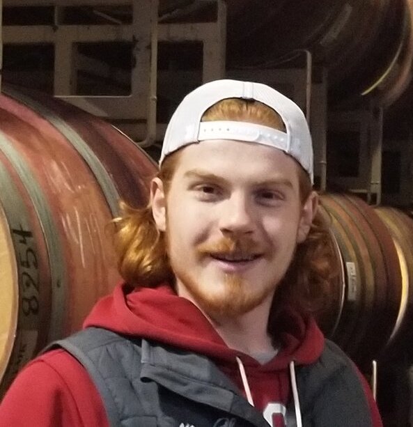 About - 4 Whistles Winery