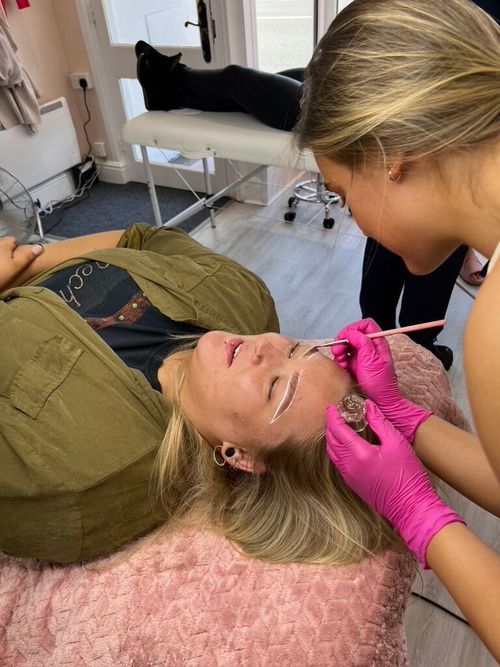 Brow House Manchester | Eyebrow Treatments & Courses