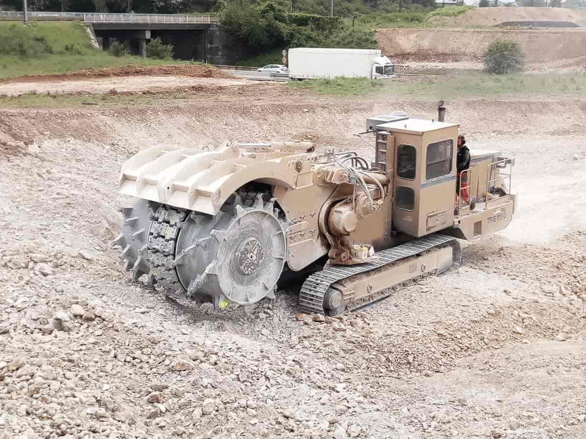 Location de Trancheuses & Raboteuses TP avec chauffeur