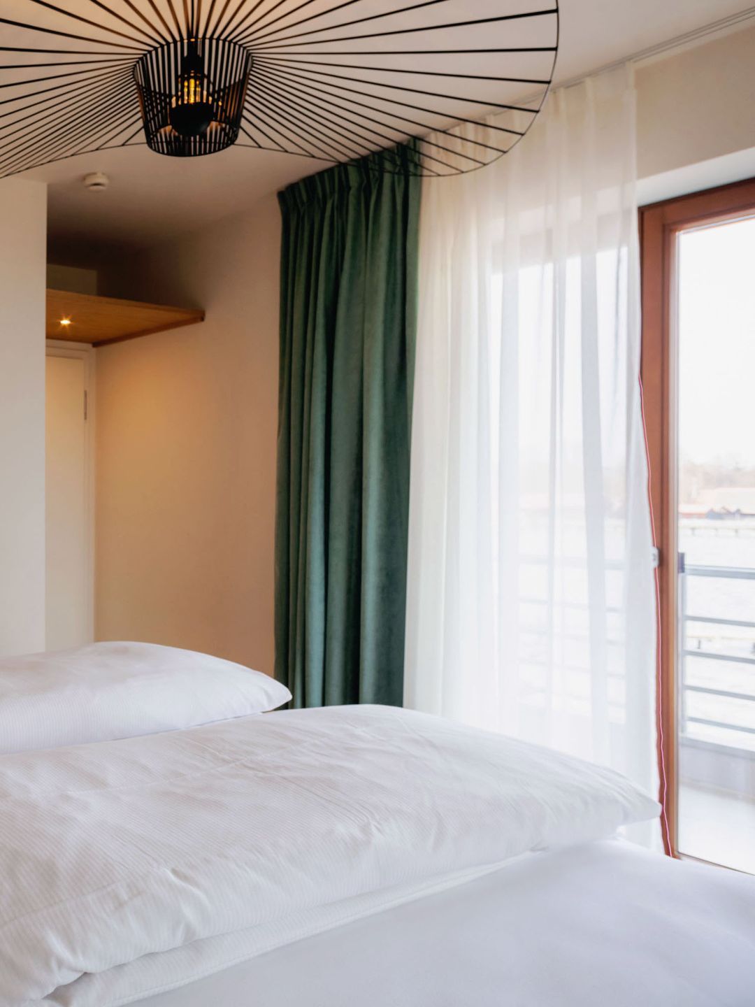 Wenn Sie nicht automatisch umgeleitet werden, klicken Sie bitte hier