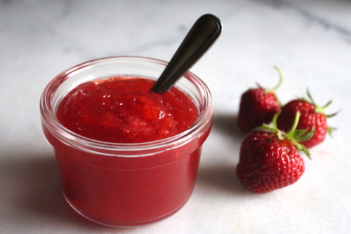 11 Rekomendasi Selai Strawberry Paling Enak & Berkualitas Terbaru 2023