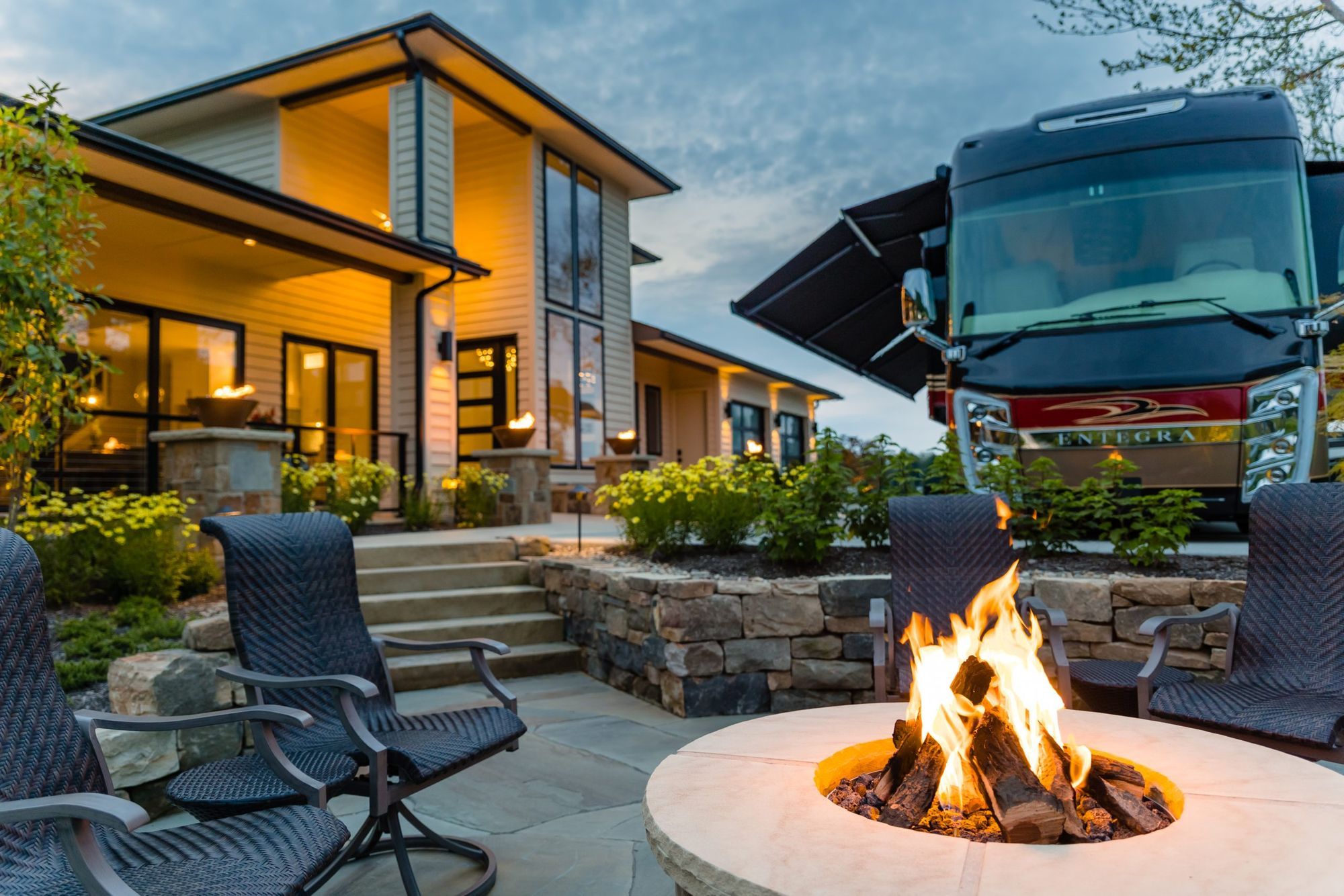 Hearthside Grove - Luxury Motorcoach Resort