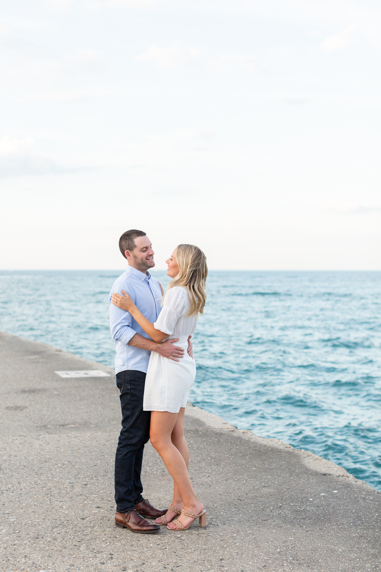 Lincoln Park and North Avenue Beach Engagement Session | Katie & Max ...