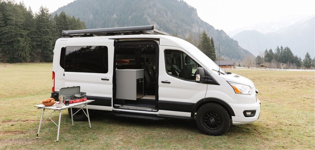 Wolf Wagons Discovery Vehicles | Dakota