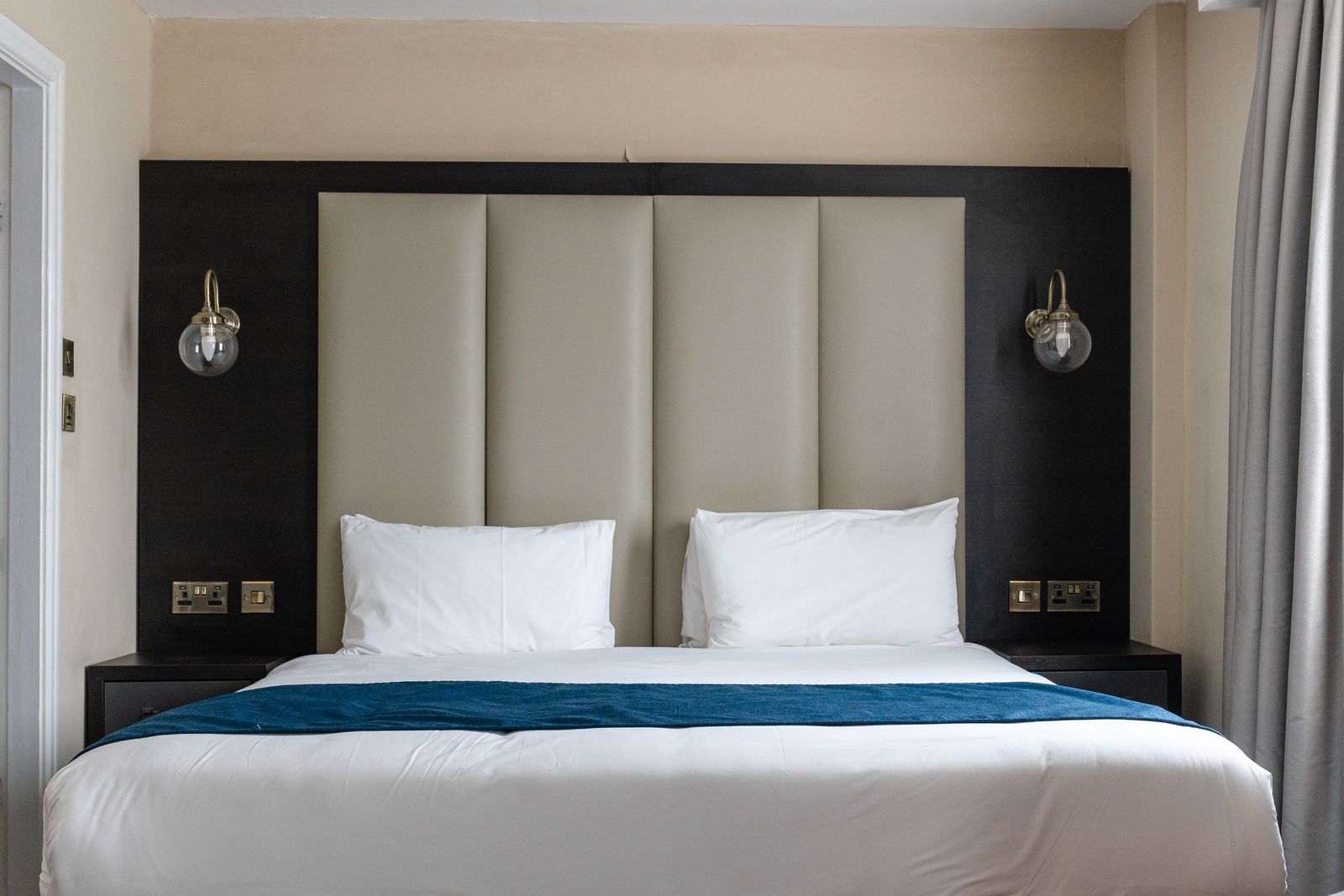 Trafford Hall Hotel - About