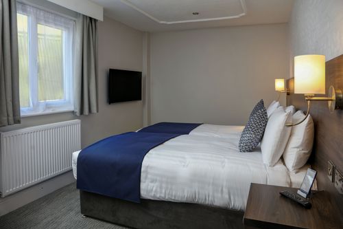 Trafford Hall Hotel - Rooms