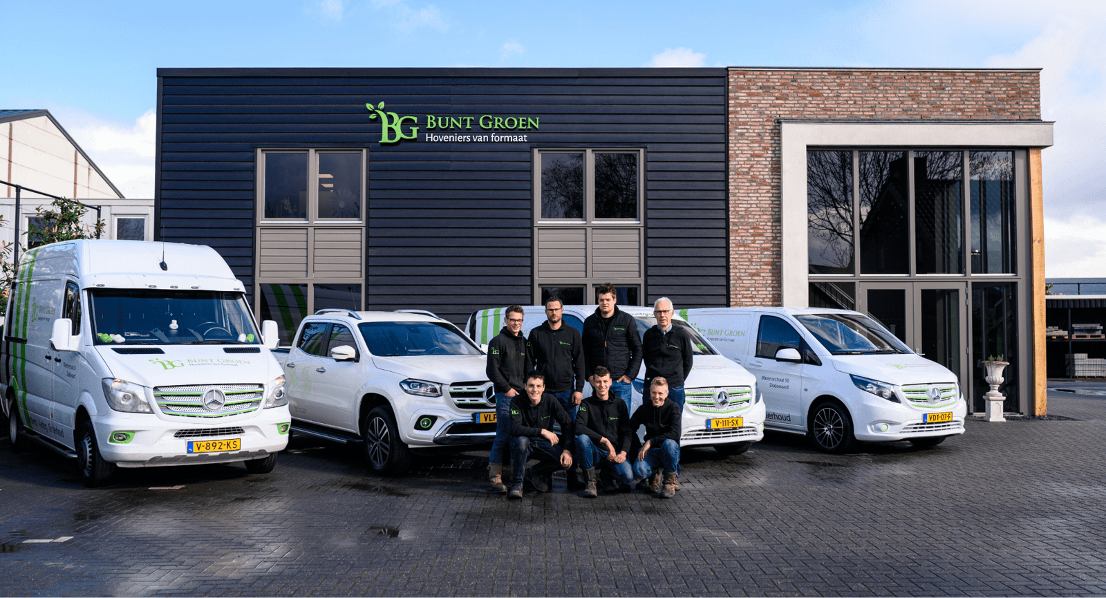 Contact - Bunt Groen