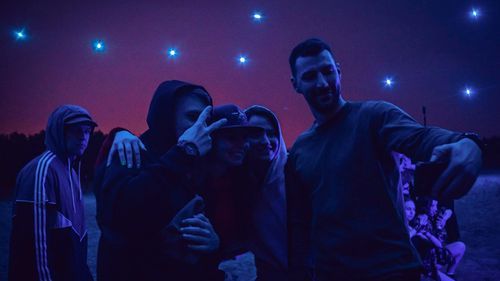 Drone Shows | Lighten up your event with Cyberdrone