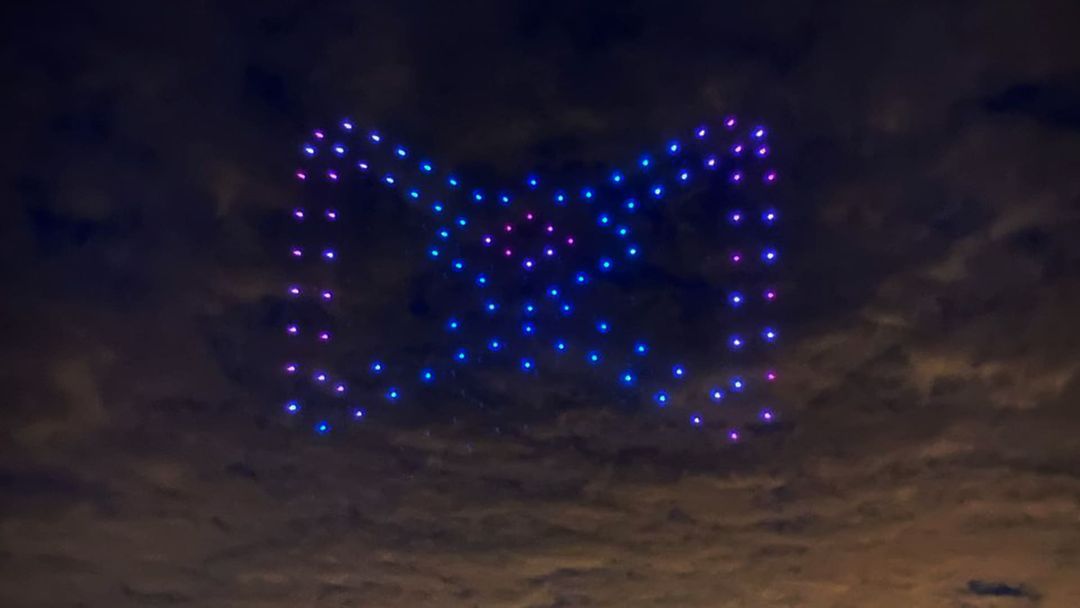 Drone Shows | Lighten up your event with Cyberdrone