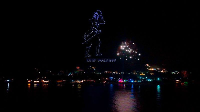 Drone Shows | Lighten up your event with Cyberdrone