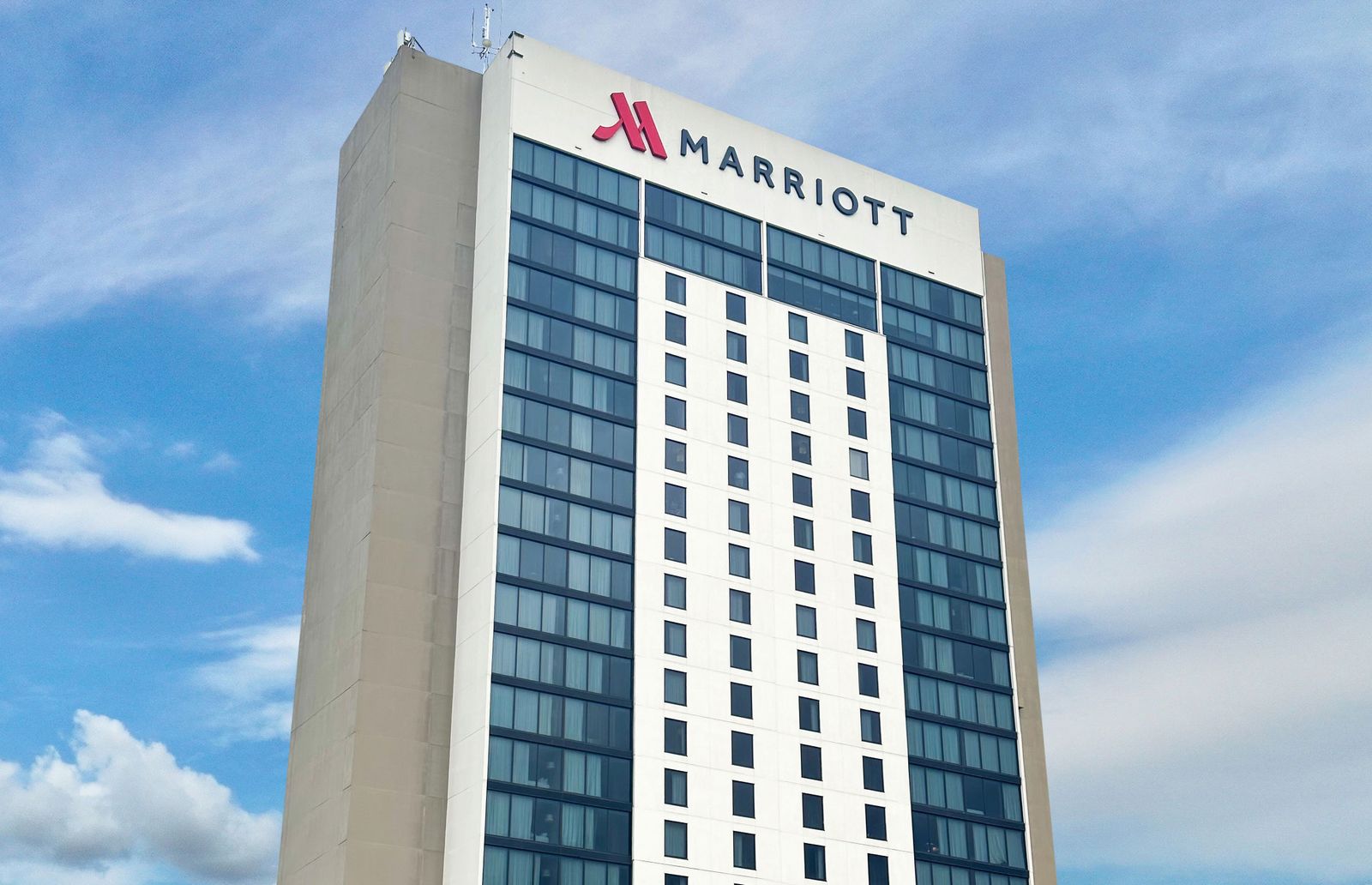 Baton Rouge Marriott Exterior Facelift - Wesley Construction