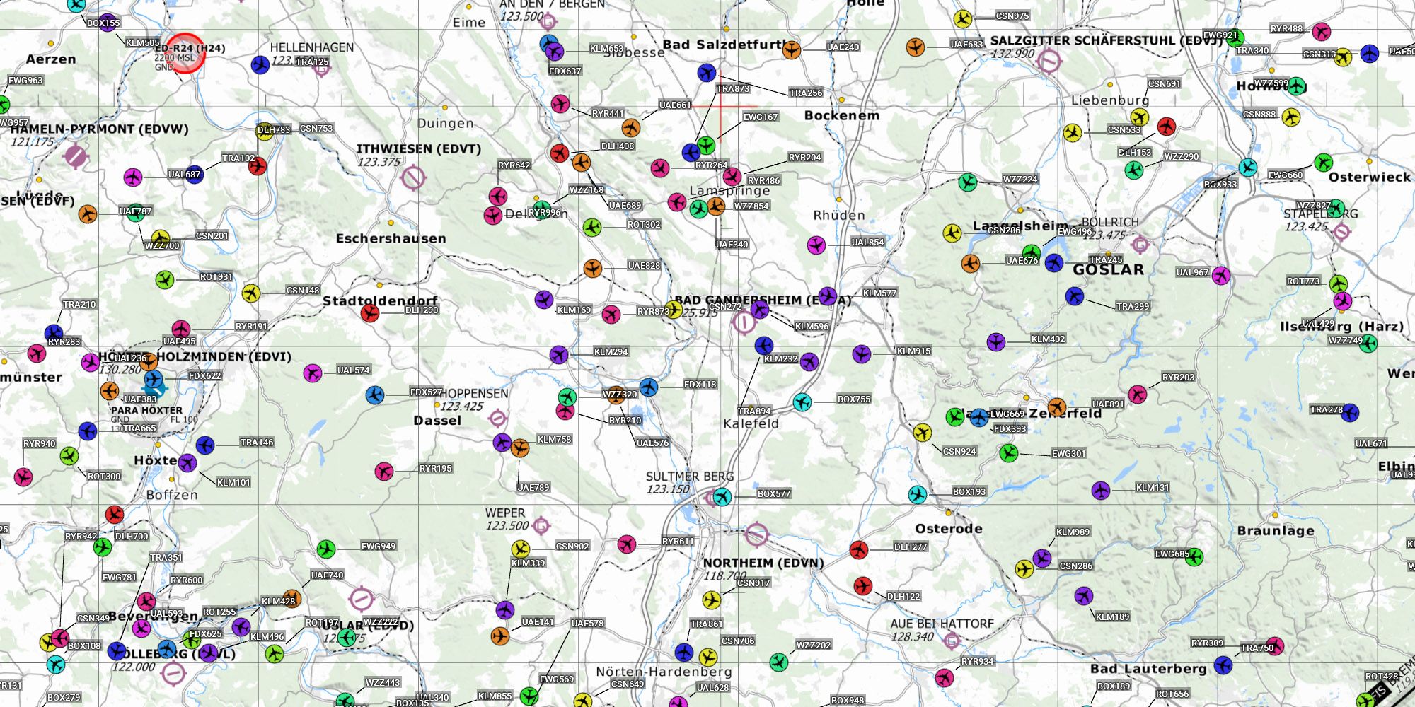 De-Cluttering Labels on Complex Maps