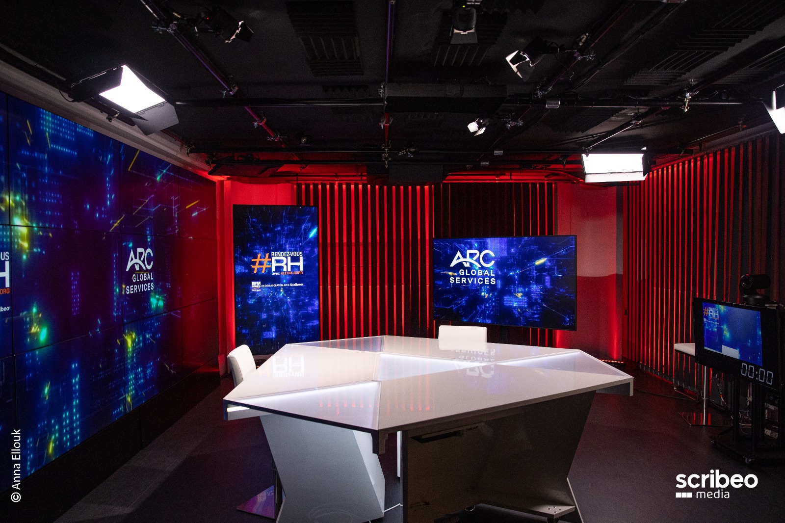 Location studio TV et plateau TV de tournage à Paris