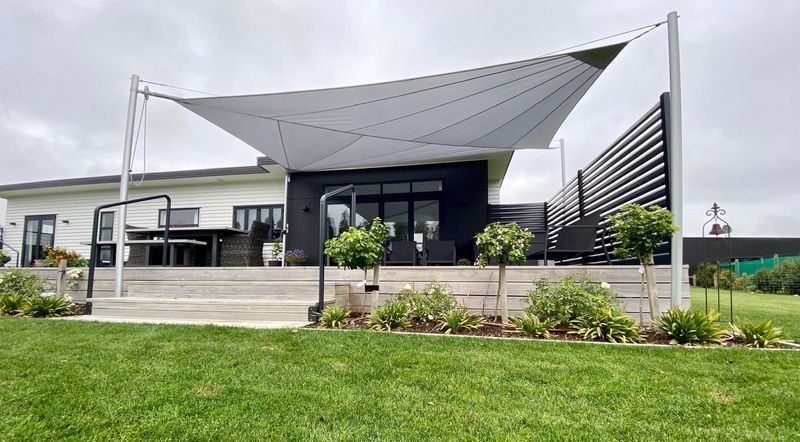 Soliday MA - Manual Shade System | Suncraft