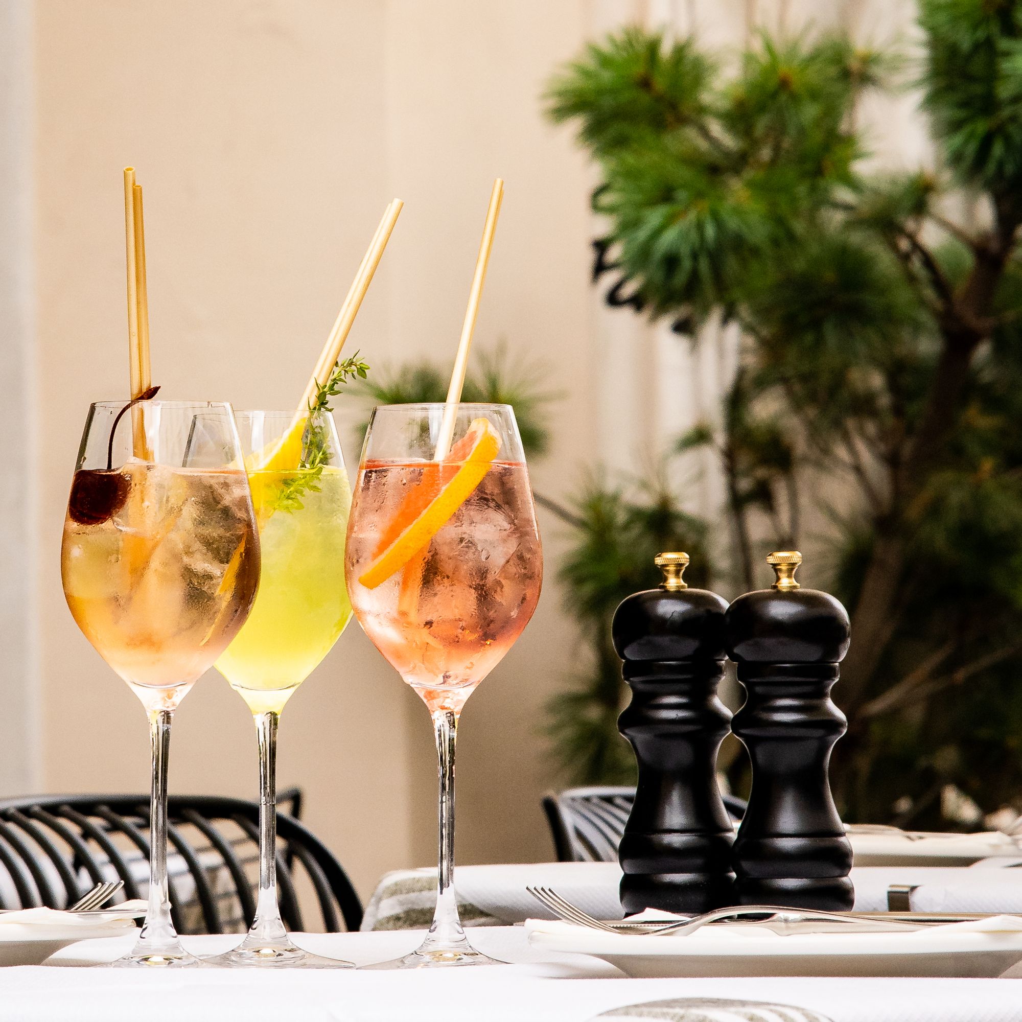 Minas Restaurant & Cocktail Bar