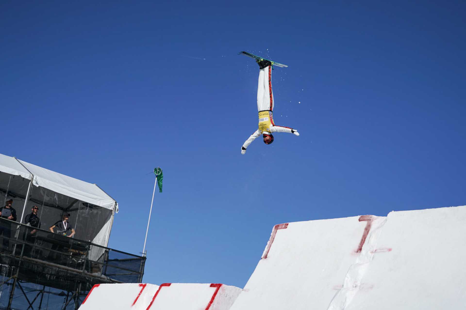 Le saut en ski acrobatique : tremplin vers une deuxième carrière ...