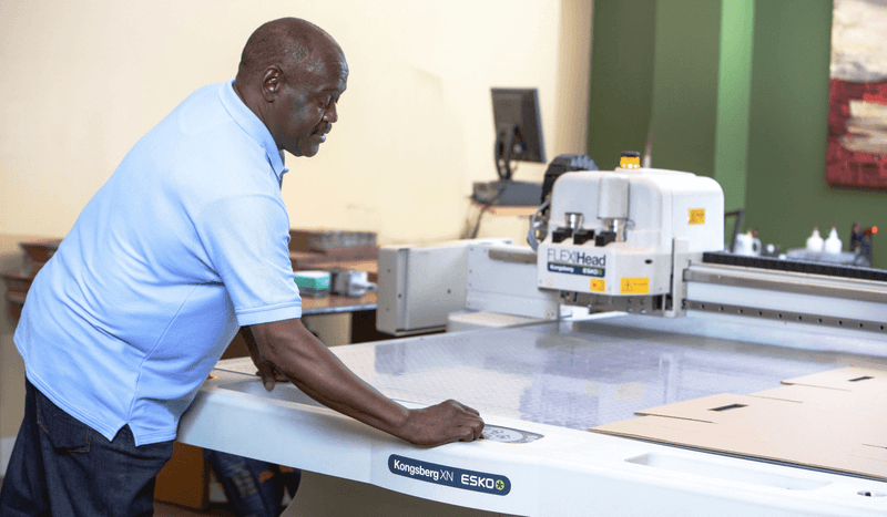 Smart Karton - About Our Team