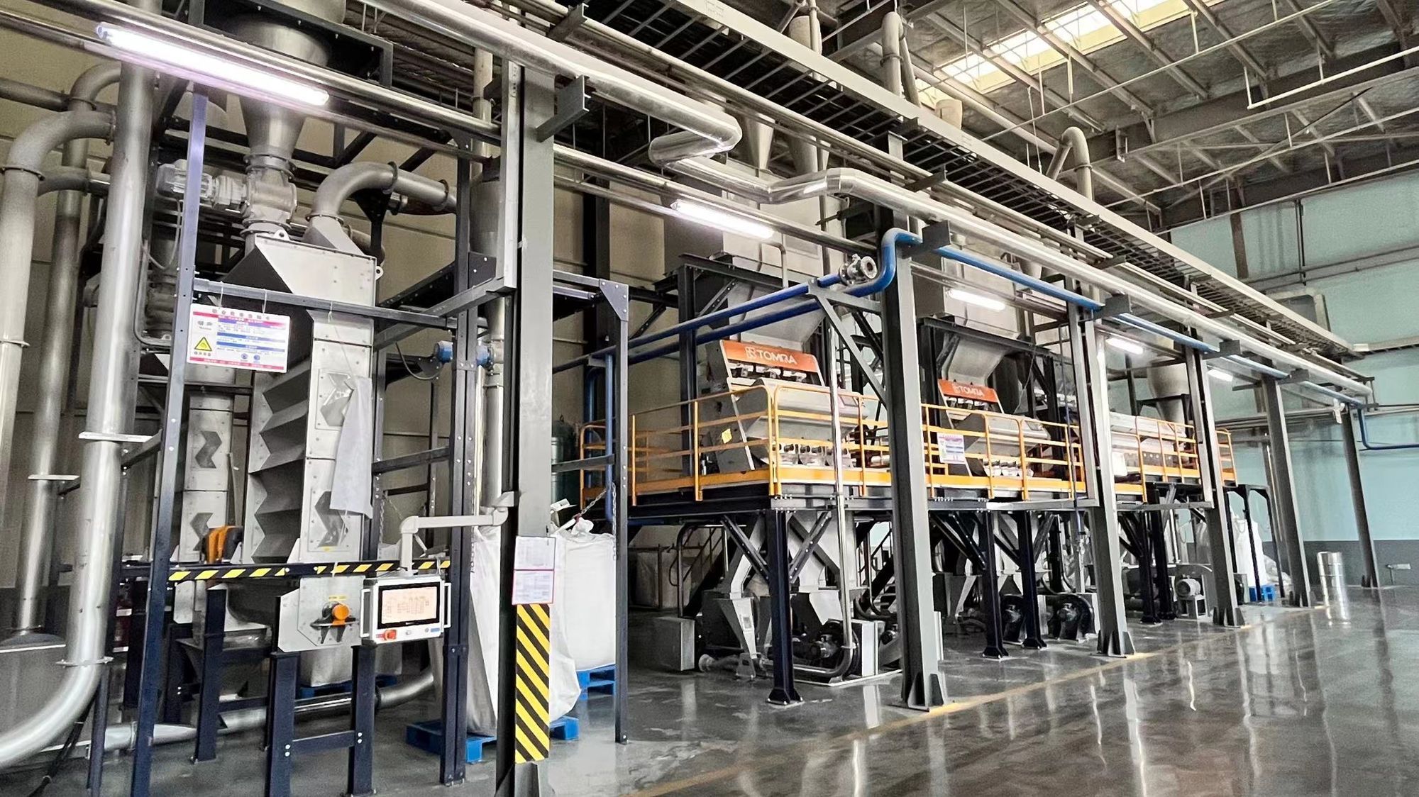 Ceville Materials: 100% PCR Plastic Resin Manufacturer