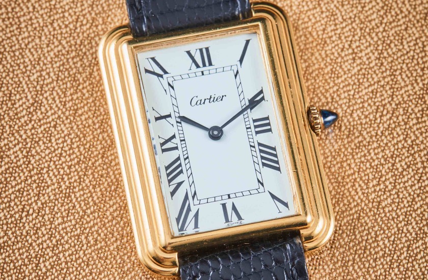 Cartier Tank Stepped Case "NYC" | discreet peacock