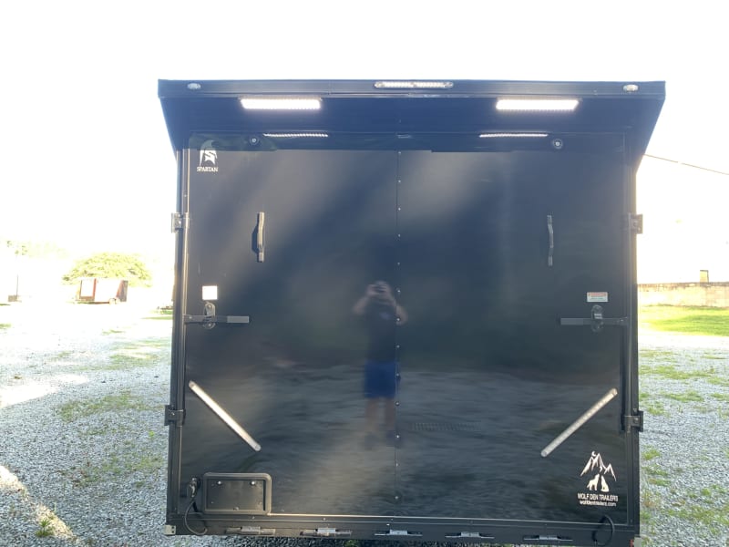 Wolf Den Trailers | Spartan - 8.5x28TA - 7000lb Axles - Enclosed Cargo ...