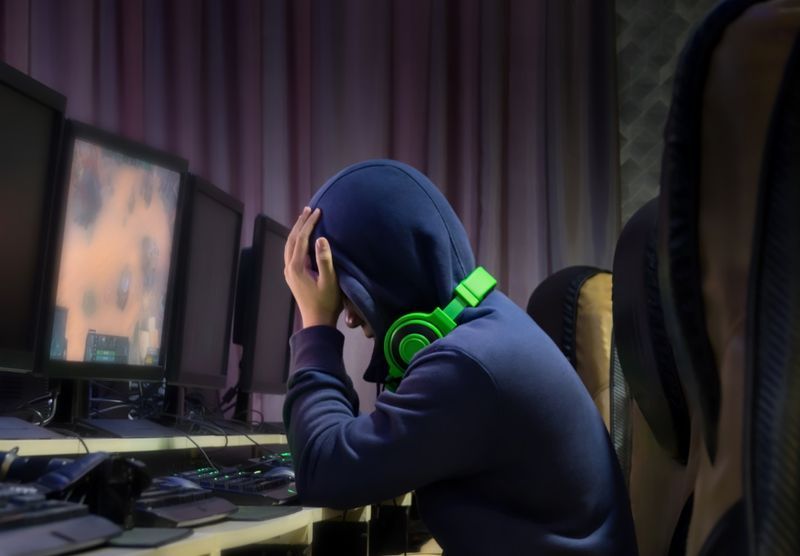 Cyberaddiction chez les ados | Karine de Leusse