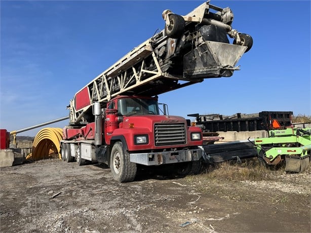 Used Special Equipment for Sale - Black Star