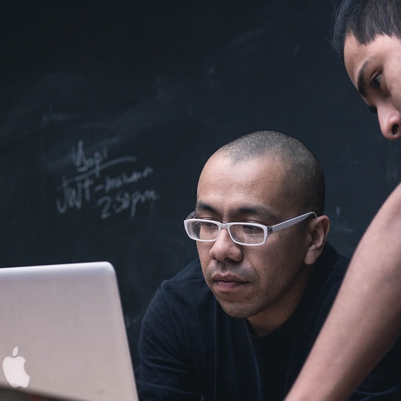 Features | End-to-End Generative Design | Maket