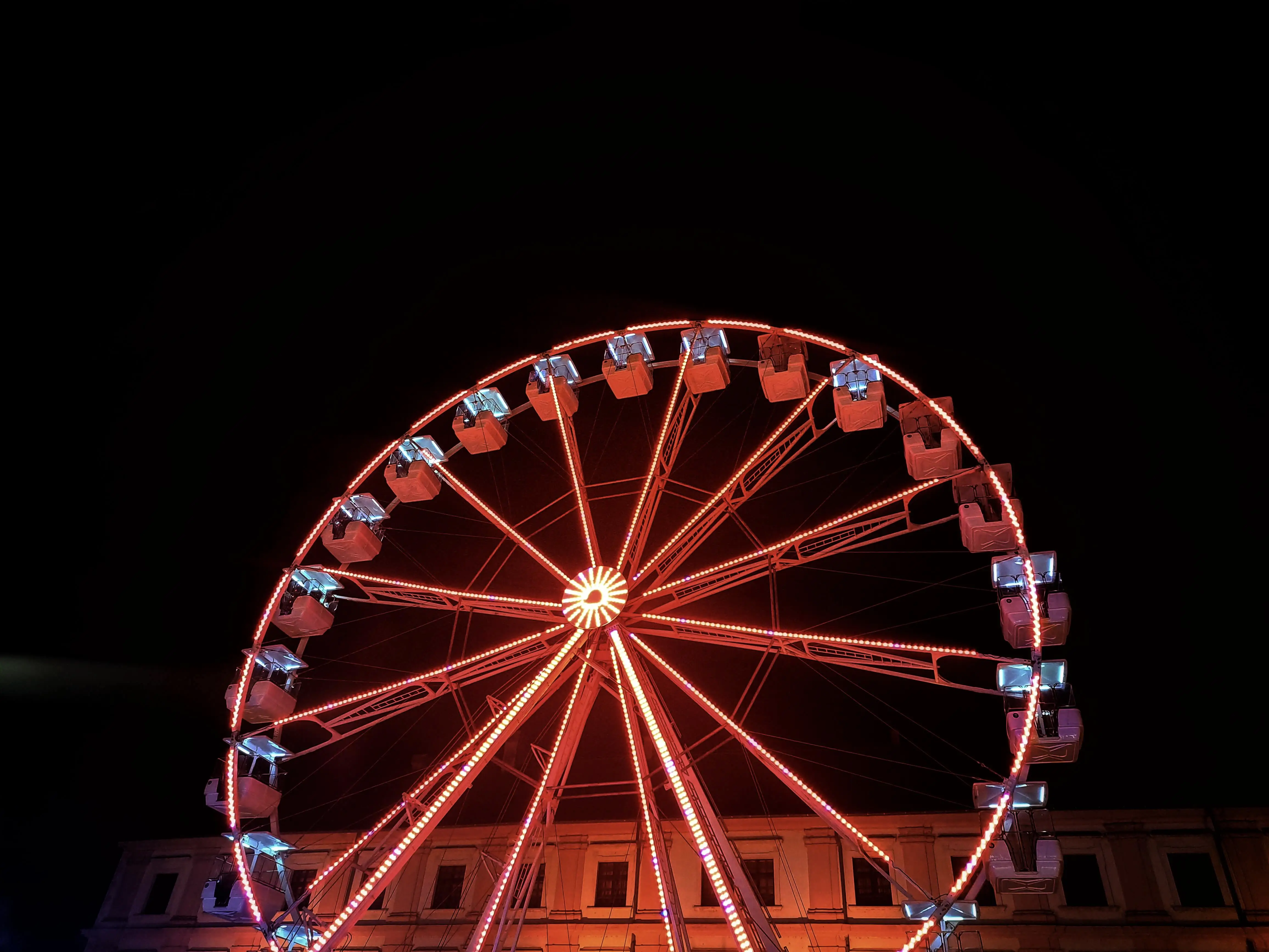 Advent in Osijek Has One Special Surprise – The Ferris Wheel