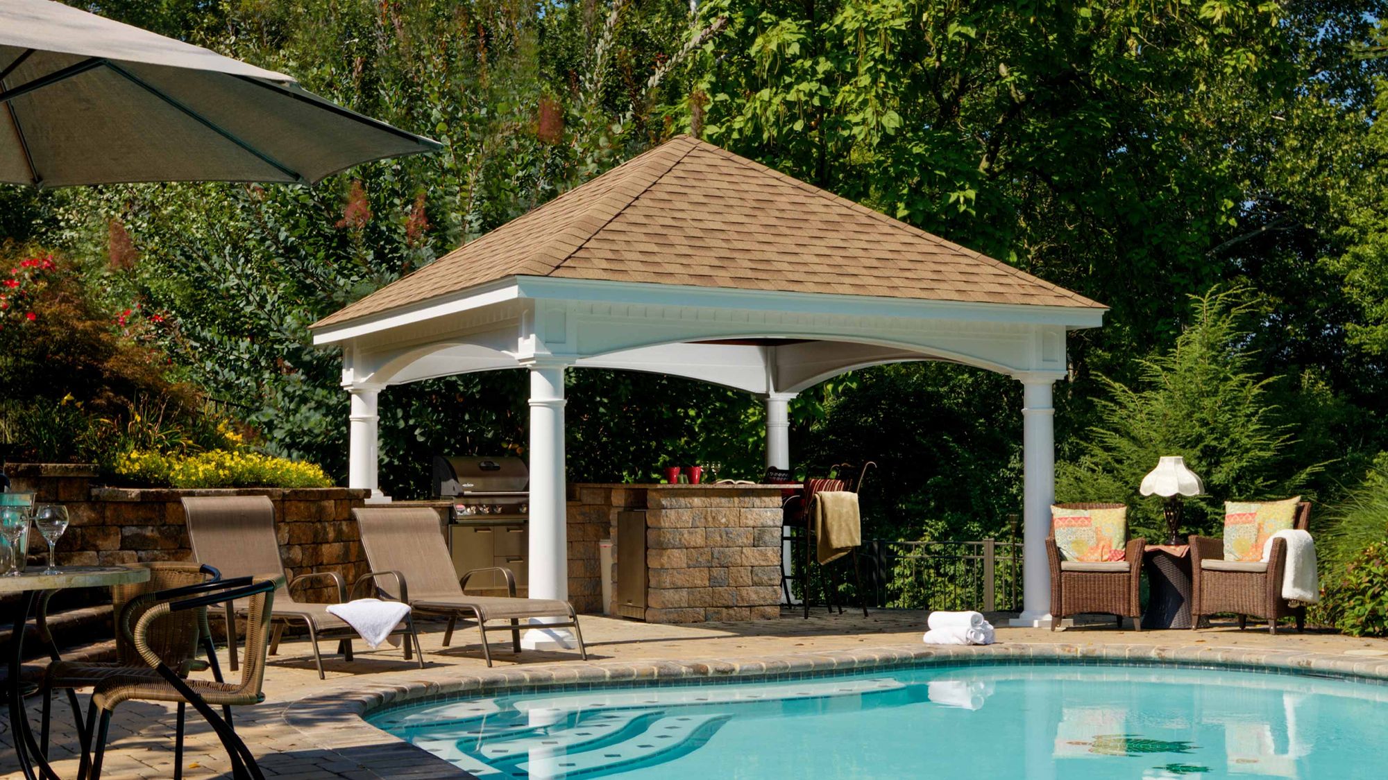 Amish Craft Barn | Outdoor Structures & Furniture
