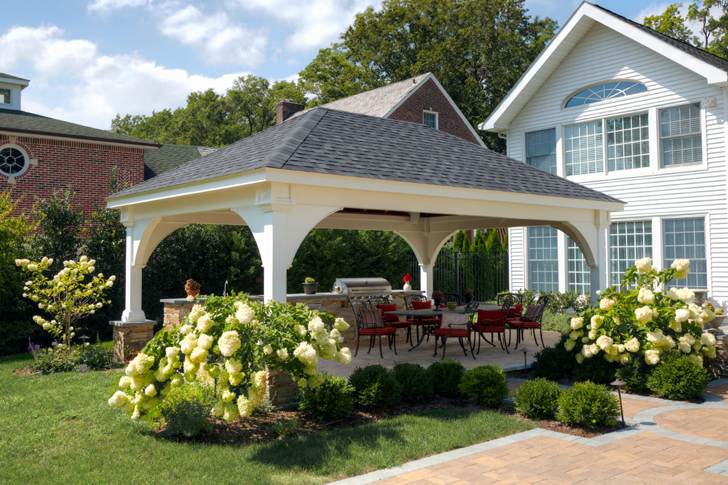 Amish Craft Barn | Outdoor Structures & Furniture