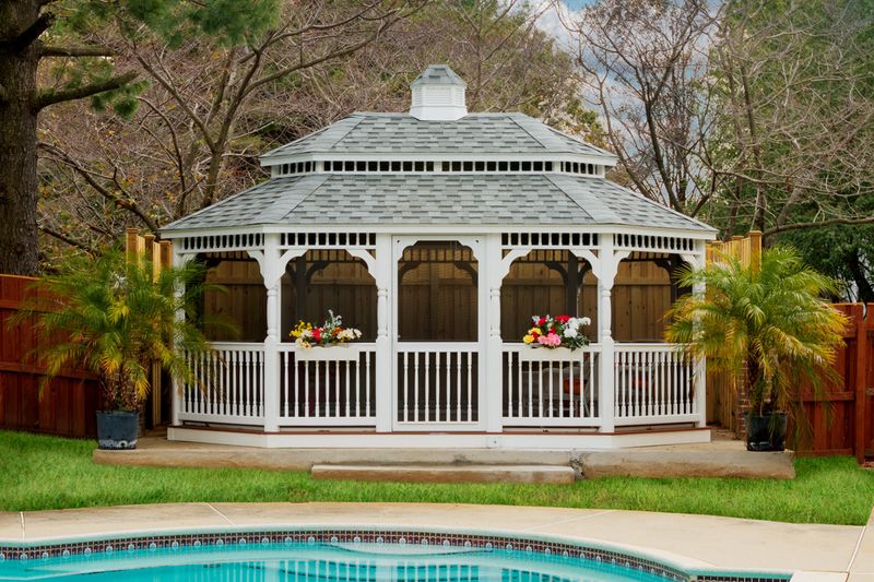 Amish Craft Barn | Outdoor Structures & Furniture