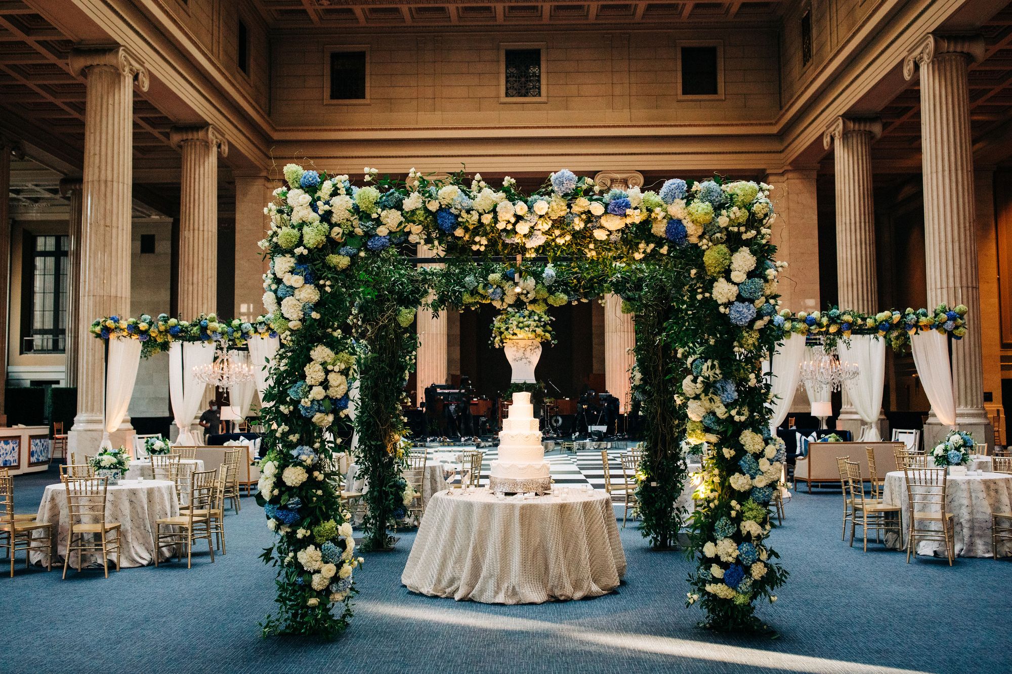 The ‎Columns Memphis | Resource Entertainment